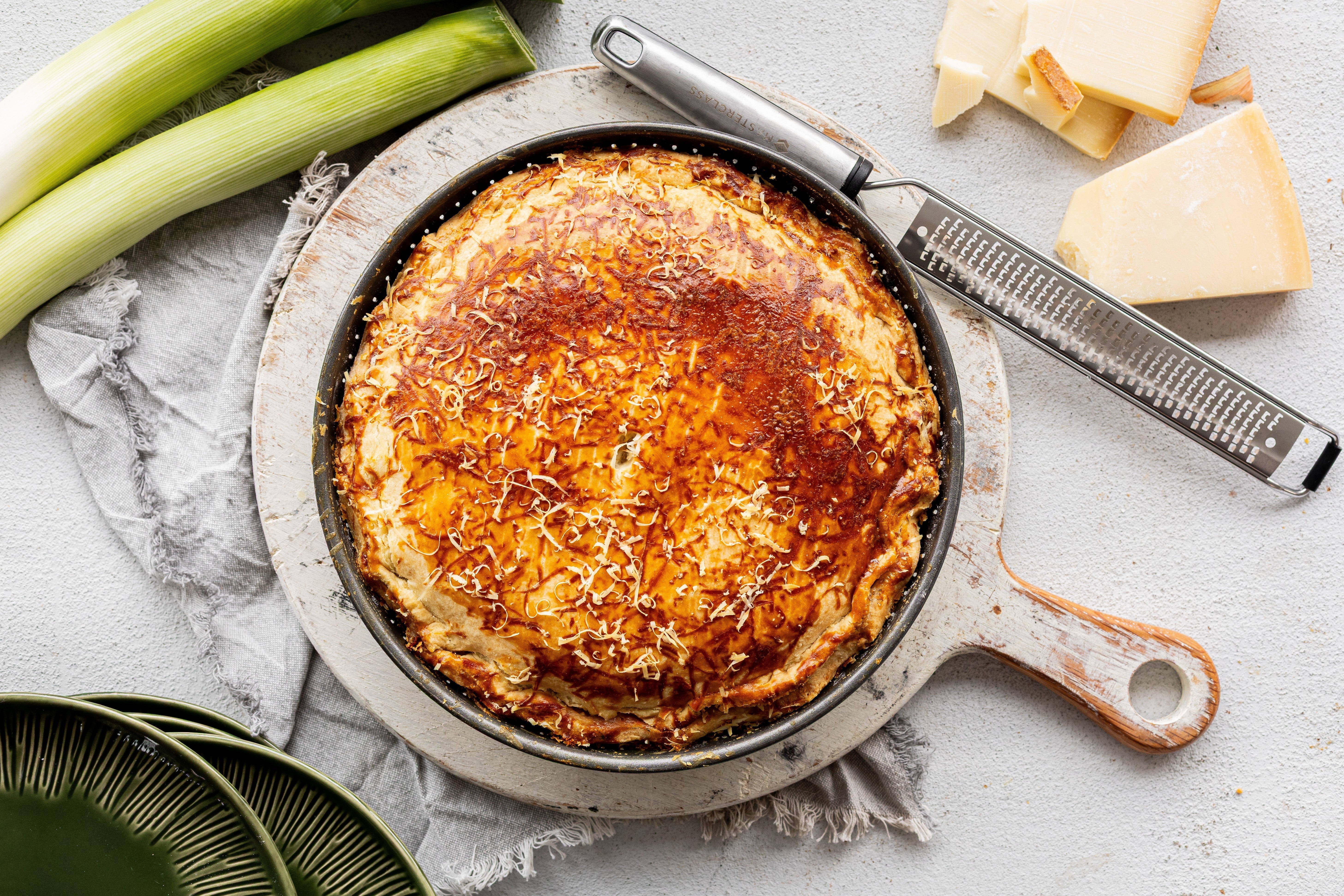 Cheese and Burnt Leek Pie – CookServeEnjoy