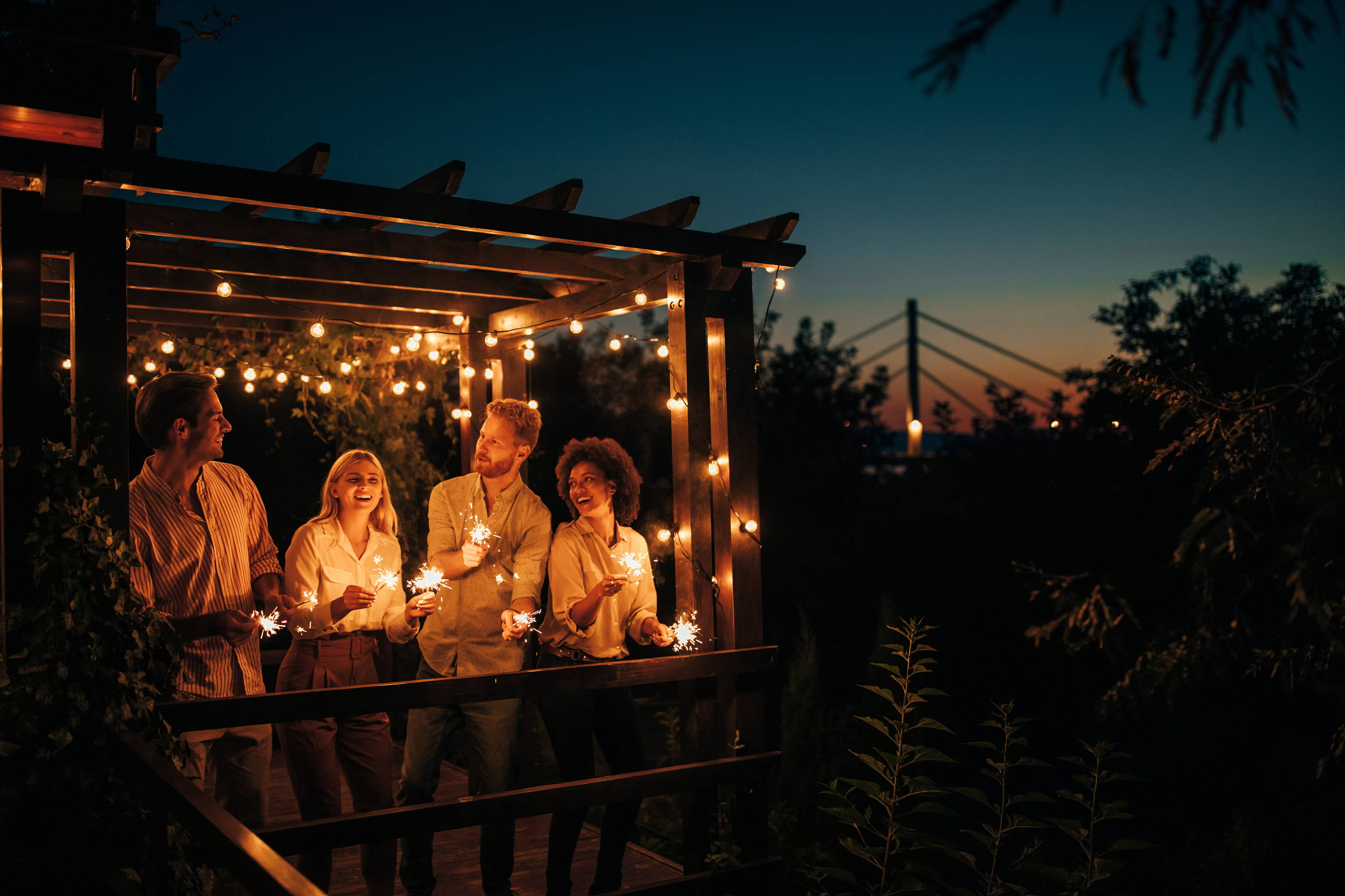 Hosting the Perfect Bonfire Night – CookServeEnjoy