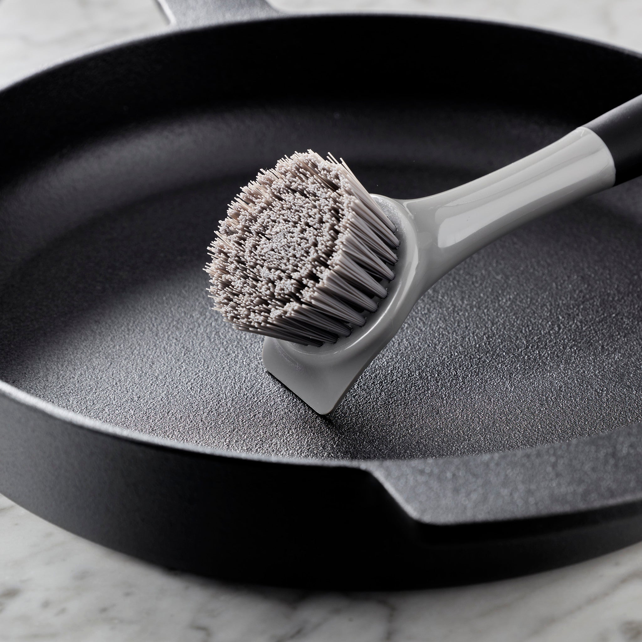 KitchenAid Cast Iron Washing-Up Brush – CookServeEnjoy