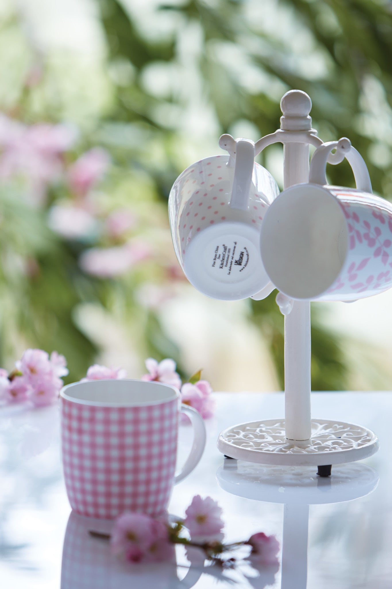 KitchenCraft Cast Iron Mug Tree – CookServeEnjoy